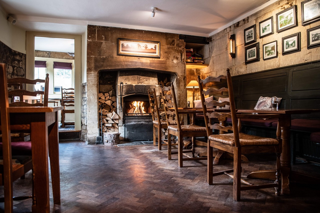 Wheelwrights Arms in Monkton Combe available to a new licensee
