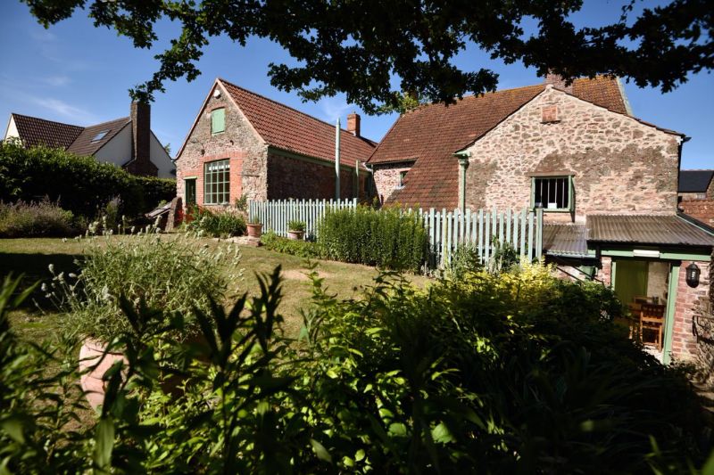 Call for volunteers to join the team at Coleridge Cottage and Dunster ...