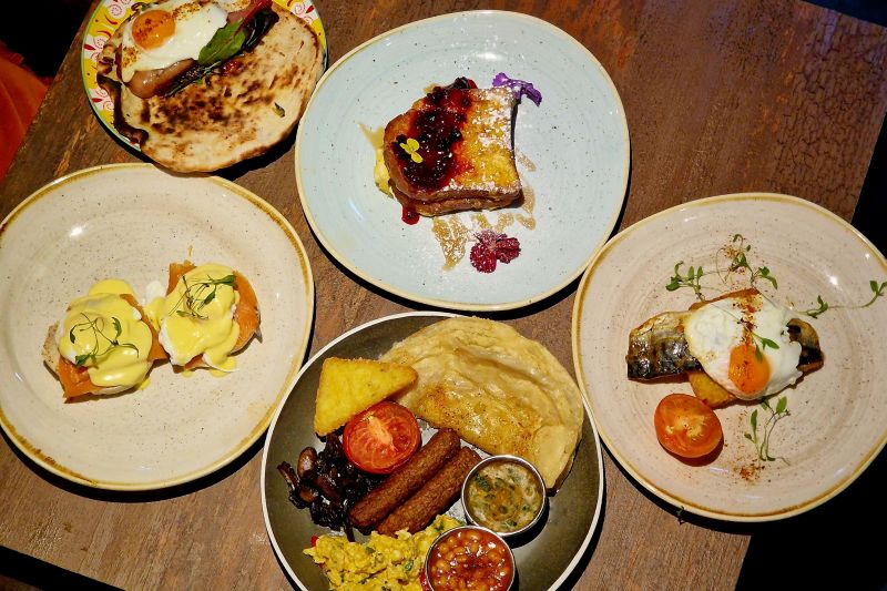 Cotswold hotel guests wake up to a taste of the East